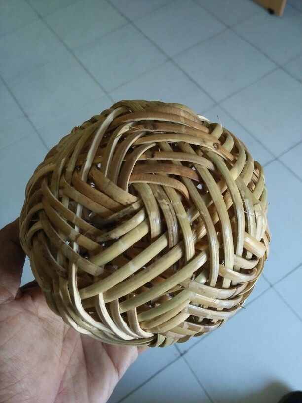 Bola takraw rotan halus | Shopee Indonesia