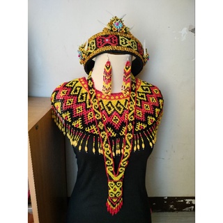 Jual satu set topi mahkota dan kalung dan anting dan rompi dada ...