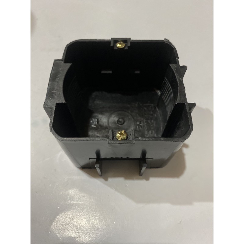 Jual Box Hitam Listrik Tanam | Shopee Indonesia