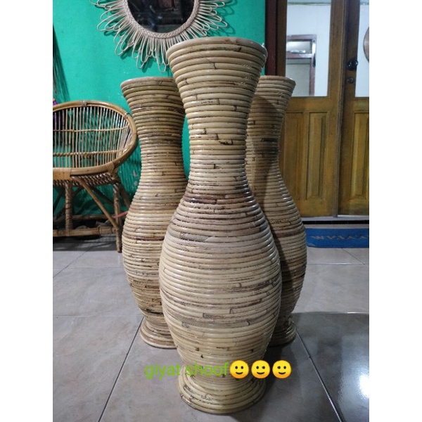Jual Guci Vas Bunga Untuk Hiasan Dekorasi Ruang Tamu Bahan Rotan Alami ...