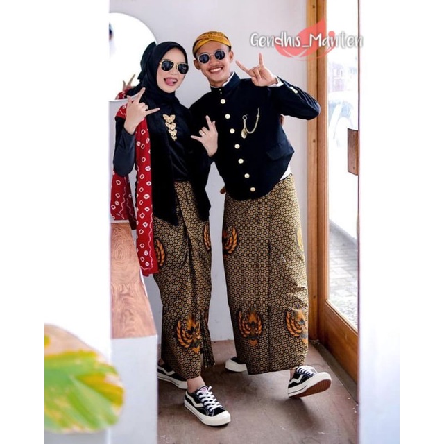 Jual Set Baju Prewed Instan / Baju Adat Model Jogja - Truntum Garuda ... Jual Set Baju Prewed Instan / Baju Adat Model Jogja - Truntum Garuda ...