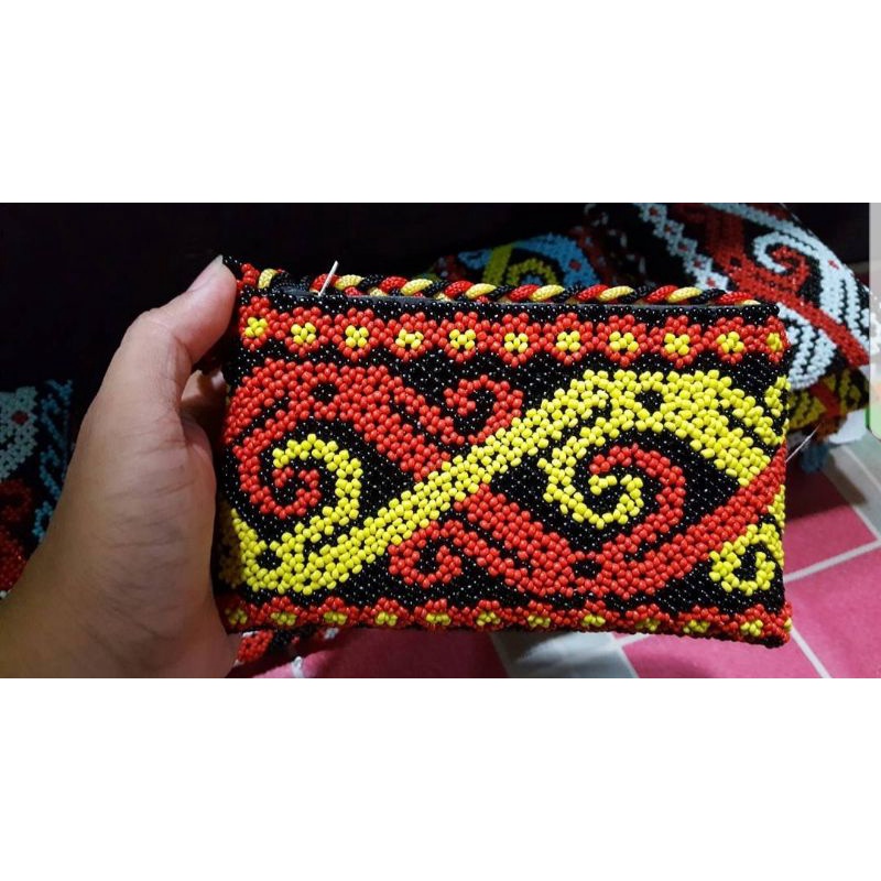 Jual dompet selempang manik khas kalimantan | Shopee Indonesia