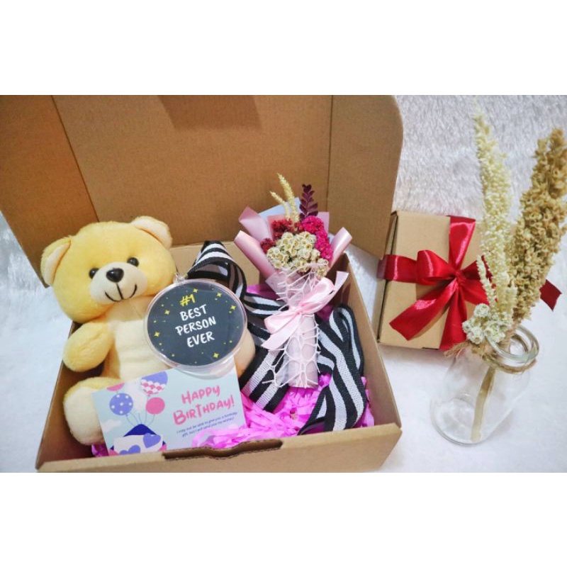 Jual HAMPERS BOX BONEKA MEDALI / LUNA BOX | Shopee Indonesia