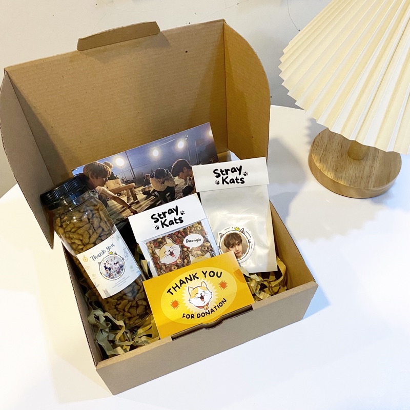 Jual Stray Kats Kit by StrayKatsID - Stray Kids Fankit Indonesia|Shopee ...