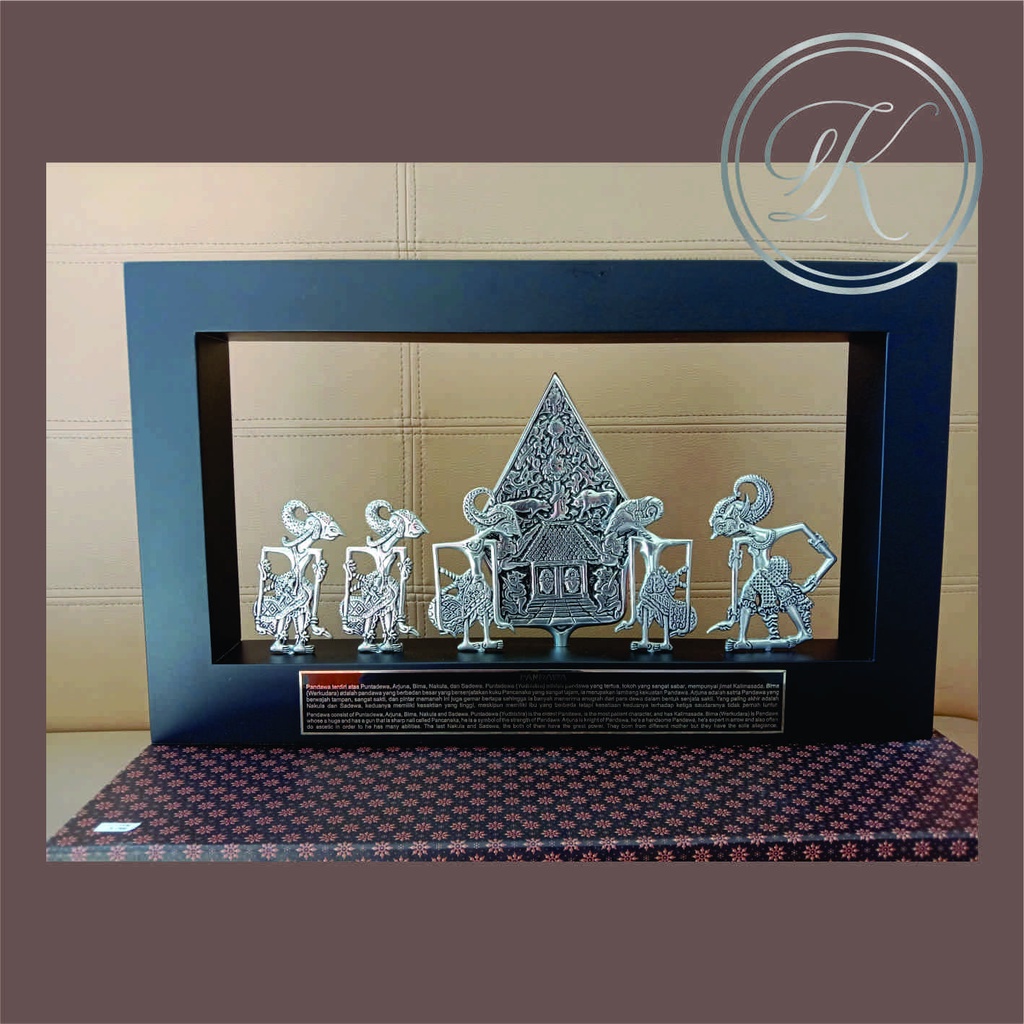 Jual Frame wayang pandawa lima souvenir plakat wayang logam khas jogja ...