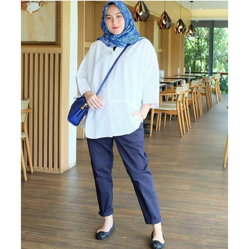 Celana Navy Cocok Dengan Baju Warna Apa - Perumperindo.co.id