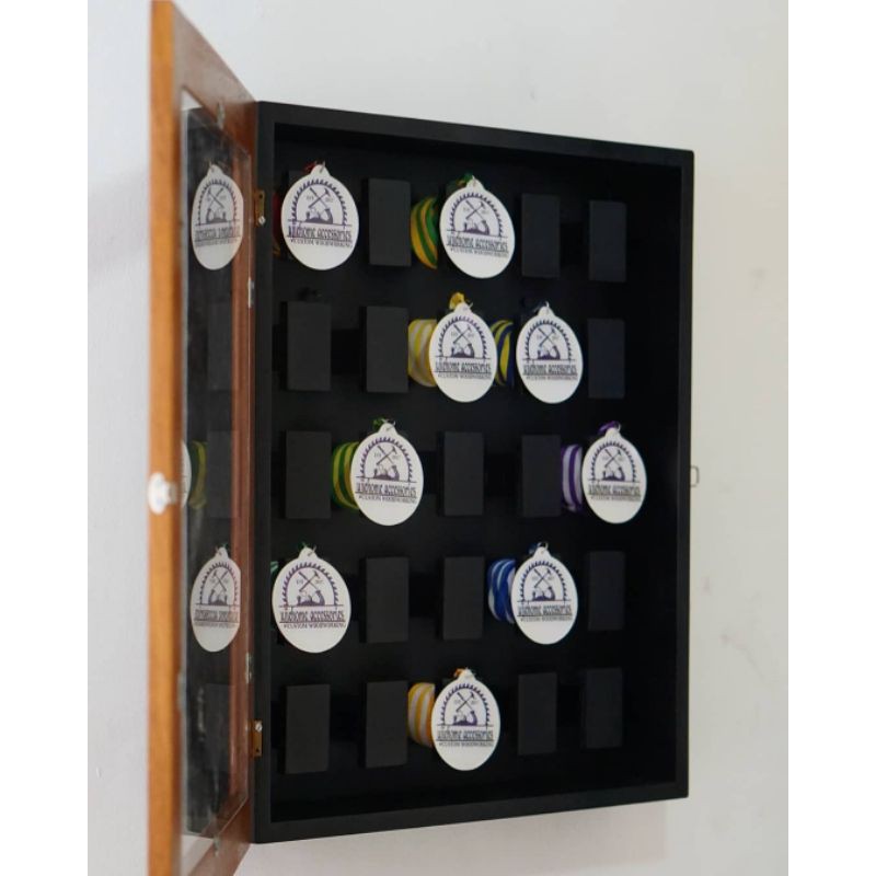 Jual Tempat Display Medali isi 25pcs | Shopee Indonesia