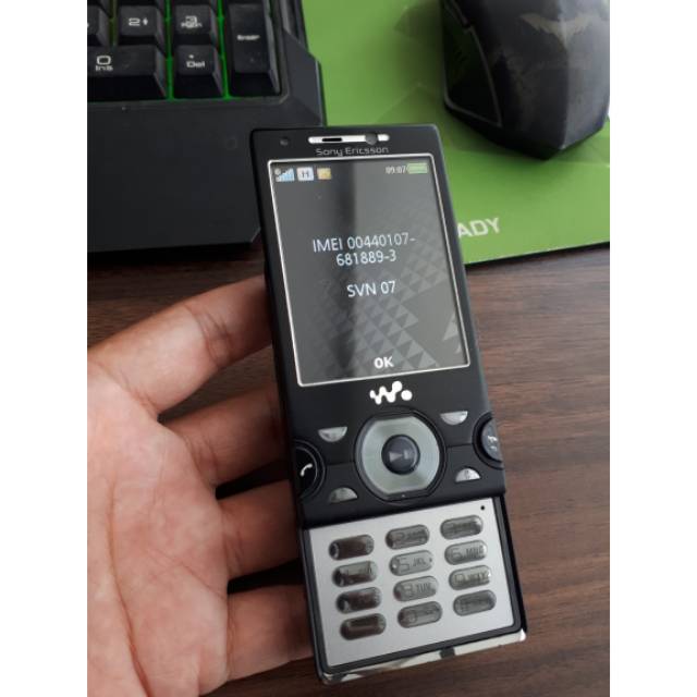 Jual Sony Ericsson W995 Hikaru Black edition PROTOTYPE Indonesia|Shopee ...