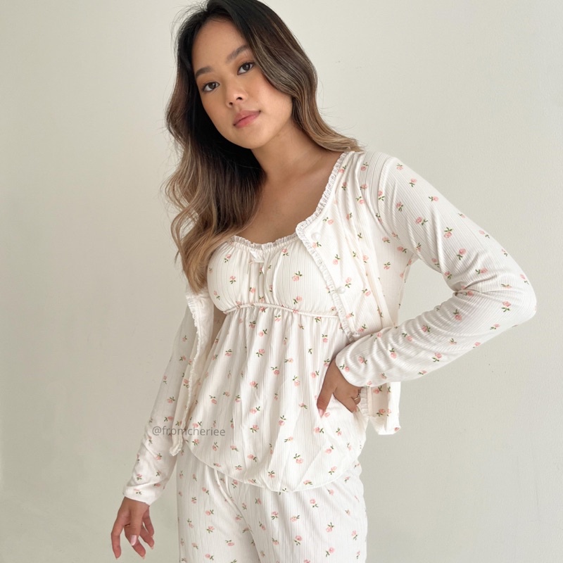 Jual Pink Floral Pajama Set | Shopee Indonesia