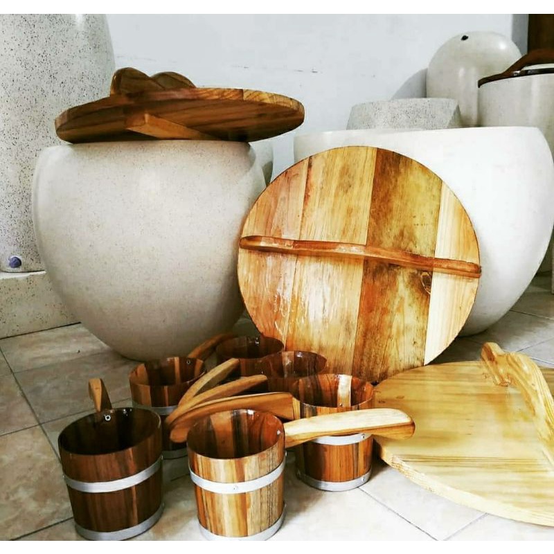 Jual Tutup Bak Mandi dan Gayung kayu jati Indonesia|Shopee Indonesia