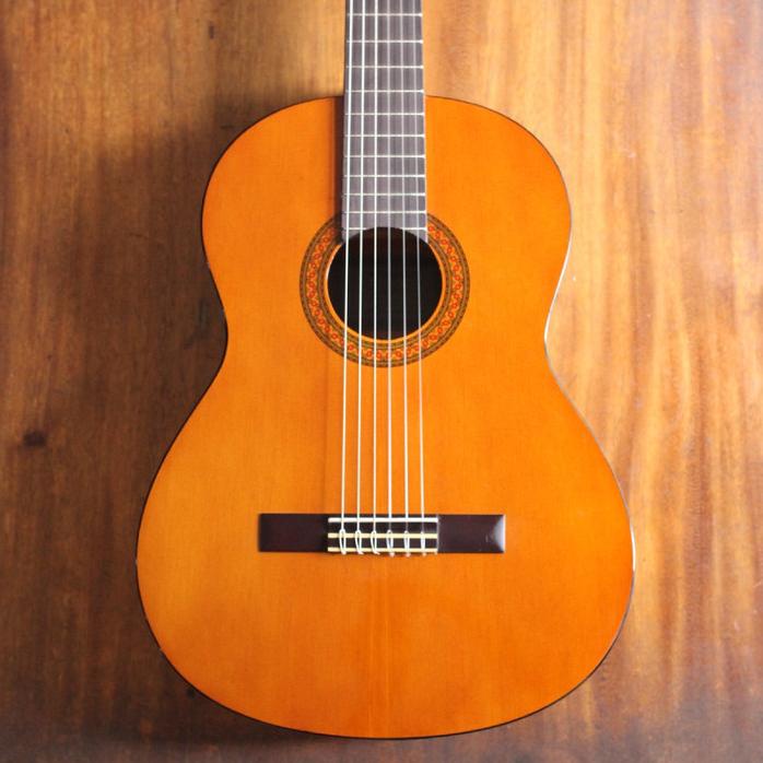 Jual Yamaha C330 / C 330 Classic Guitar Original With Case Berkualitas ...