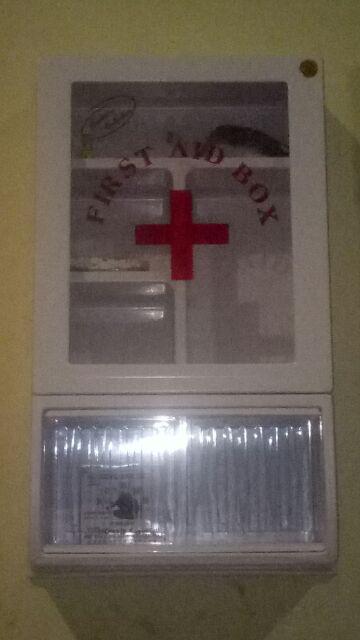 Maspion MC 15 First Aid Box Kotak Obat P3K | Shopee Indonesia