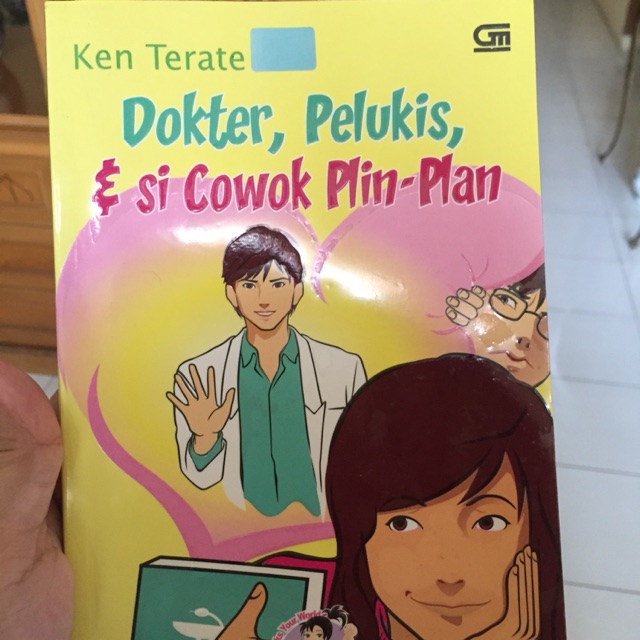 Jual Novel dokter pelukis dan si cowok plin plan by ken terate | Shopee Indonesia