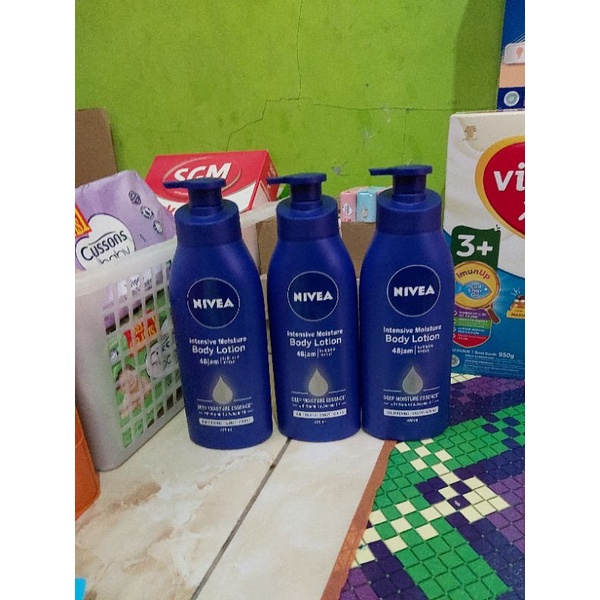 Jual NIVEA INTENSIVE MOISTURE BODY LOTION 400ML | Shopee Indonesia