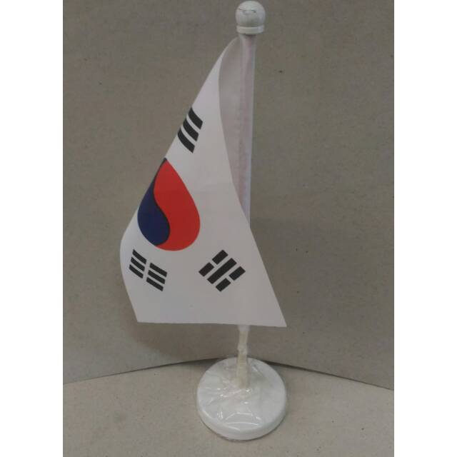 Jual Bendera mini bahan kain dan tiang bendera besi semua bendera ...