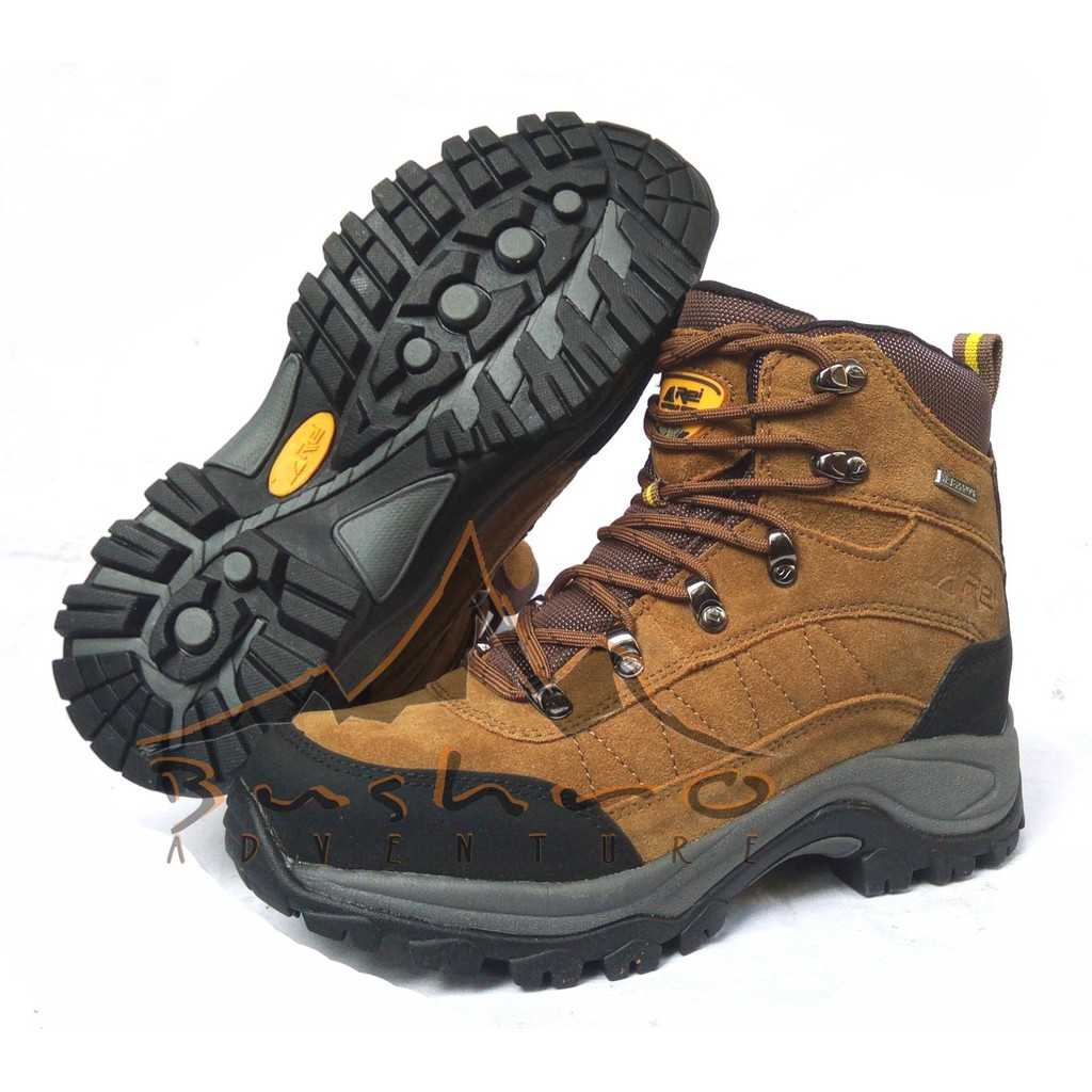 Jual Sepatu Outdoor Hiking Arei Atau Sepatu Gunung Rei Harrison Tan ...