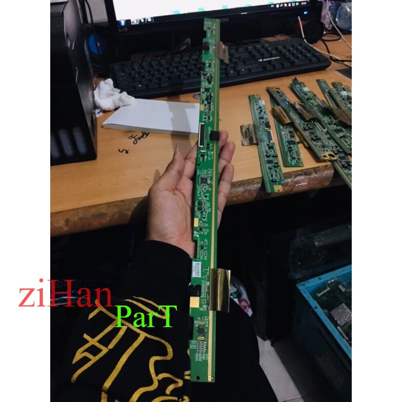 Harga la32c450e1 Terbaru Okt 2024 |BigGo Indonesia