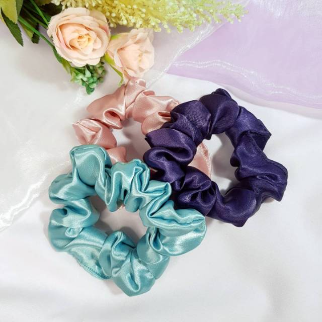 Jual Scrunchie satin part.1(size:BIG).hair tie,ikat rambut scrunchies ...