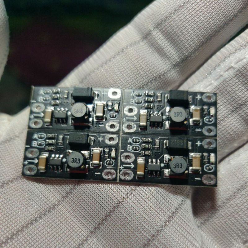 Jual Modul Boost Step Up Mini Multi Fungsi 5V/8V/9V/12V 1.5A Indikator ...