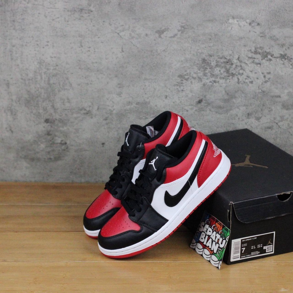 Jual Sepatu Nike Air Jordan 1 Low Bred Toe Merah Hitam Putih | Shopee ...