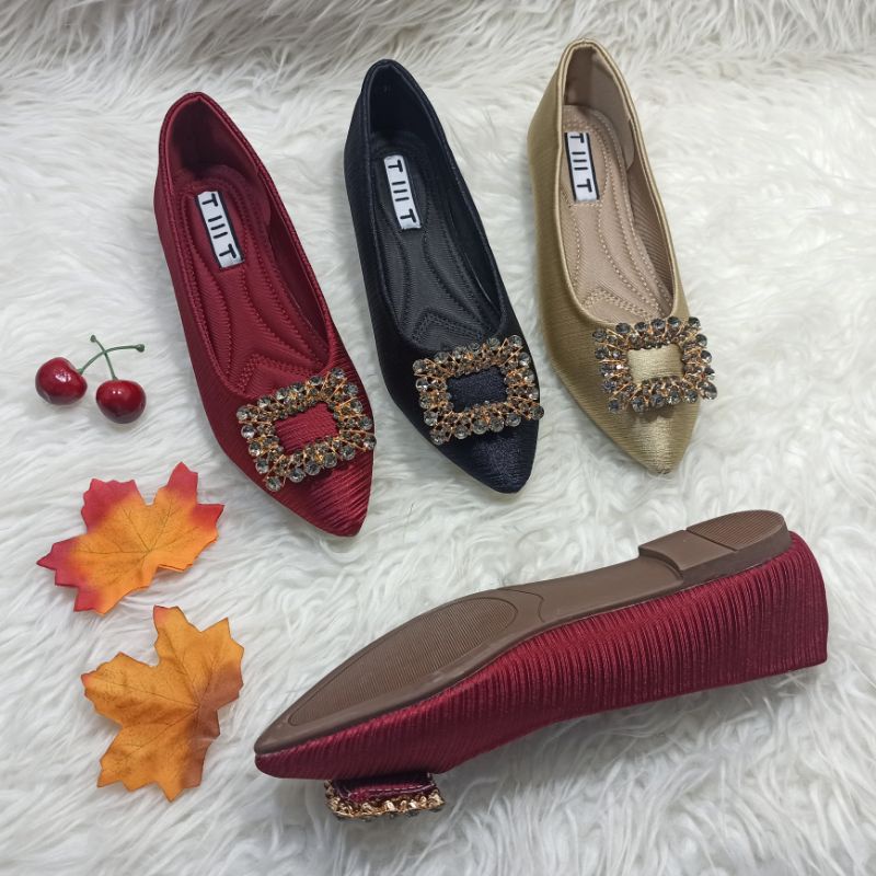 Jual Flat Shoes Logo Manolo Kain Serut TMT H923-6 (RESTOCK!) | Shopee ...