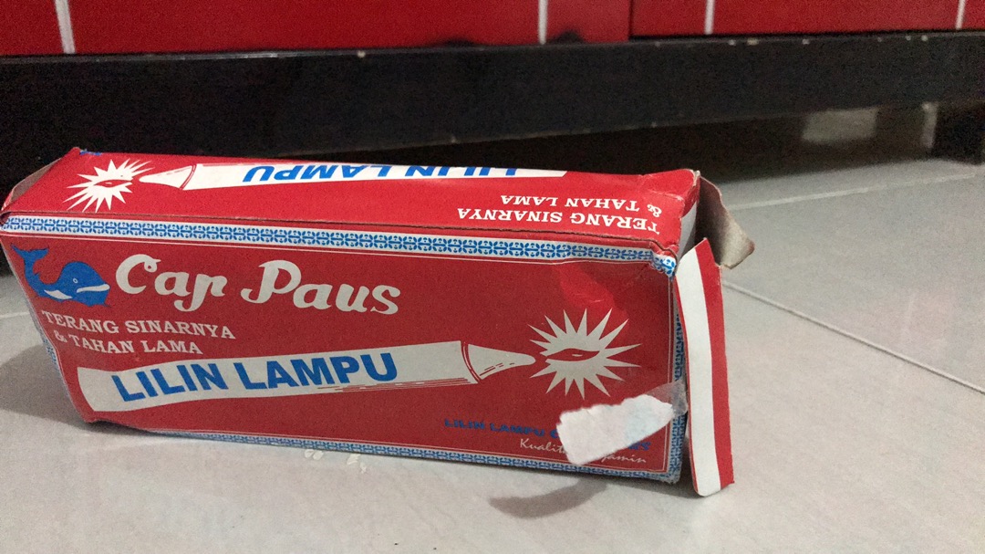 Lilin Putih Cap Paus | Shopee Indonesia
