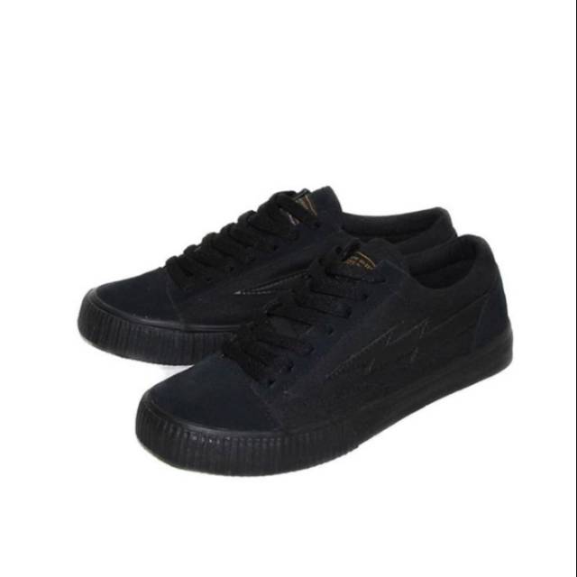 Jual Sepatu word division city riot full black | Shopee Indonesia