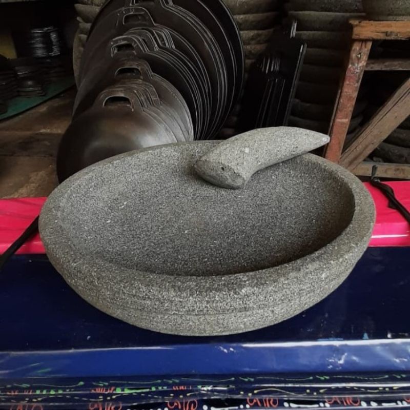 Jual cowet mutu cobek ulekan bubut batu gunung diameter 16cm | Shopee ...