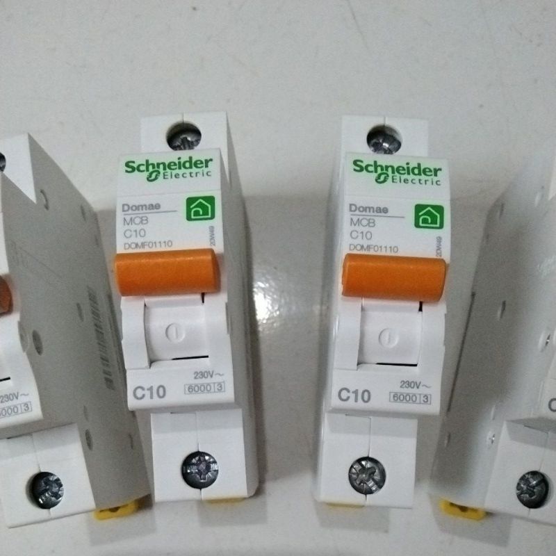 Jual MCB Schneider C10 /10Ampere /230Volt / 2300watt Indonesia|Shopee Indonesia