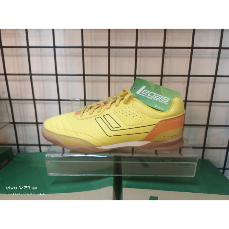 Jual Sepatu League Legas Cowo Futsal Kuning Pria Meister La Original ...