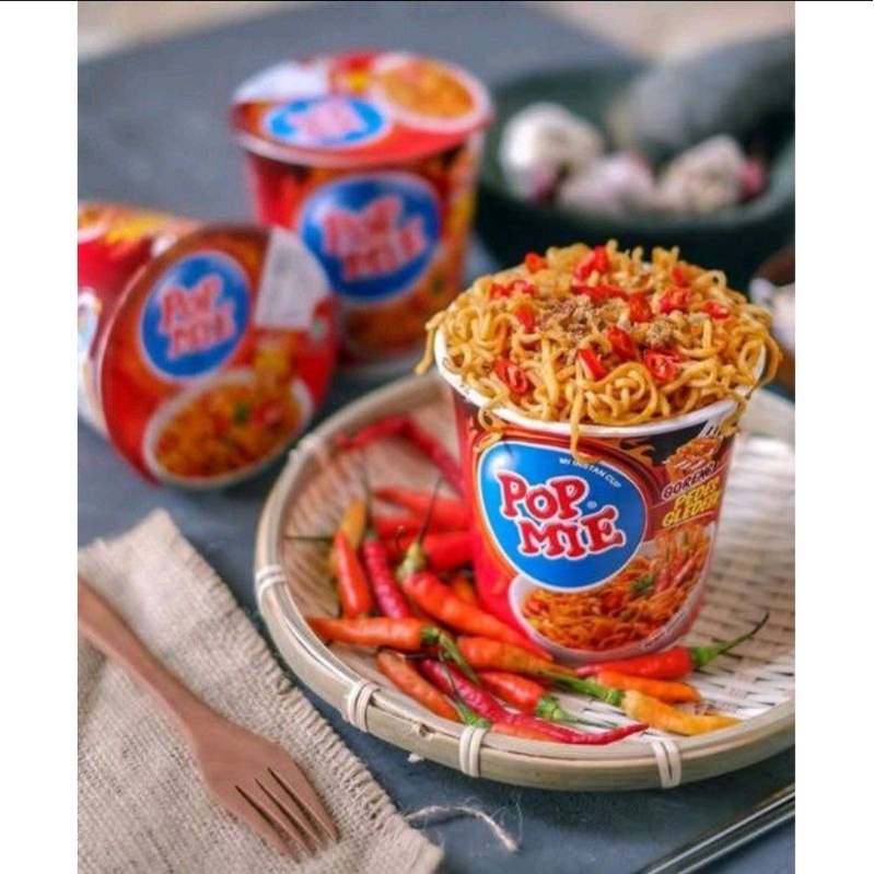 POP MIE GORENG PEDAS GLEDEEK AYAM 75g | Shopee Indonesia