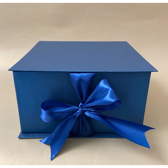 Jual Gift box model pita / kotak kado biru 20x20 cm Tinggi 11 cm ...