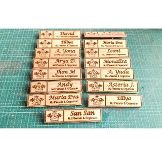 Jual Name tag Kayu. tanda pengenal kayu - id card kayu | Shopee Indonesia