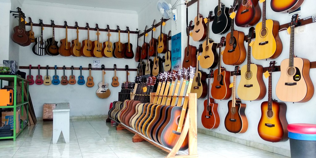 Toko Online bbbguitarsindonesia | Shopee Indonesia