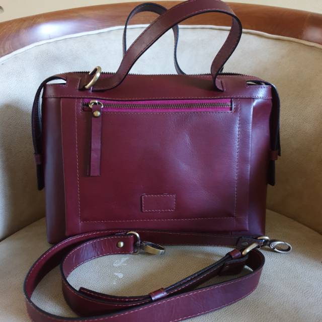 Jual Tas kulit Garut (warna Maroon) | Shopee Indonesia