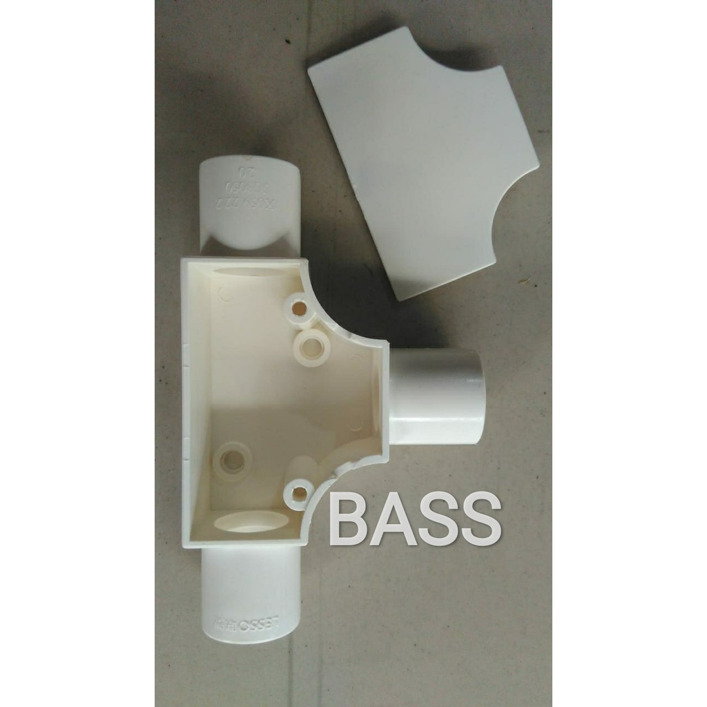 Jual Tee Conduit LESSO 20mm 1/2" inch Tee With Cover Fitting Conduit ...