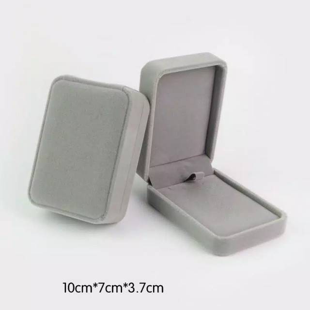 Jual Kotak Perhiasan Gift Box Tempat Display Pajangan Kalung Gelang ...