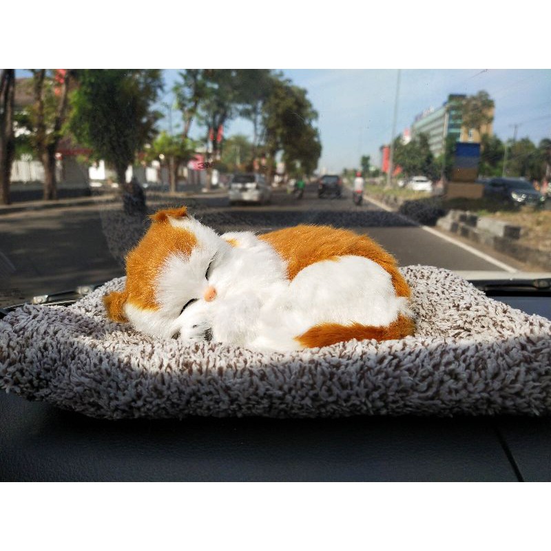 Jual Hiasan Dashboard Mobil Dengan Arang Bambu Boneka Kucing | Shopee ...