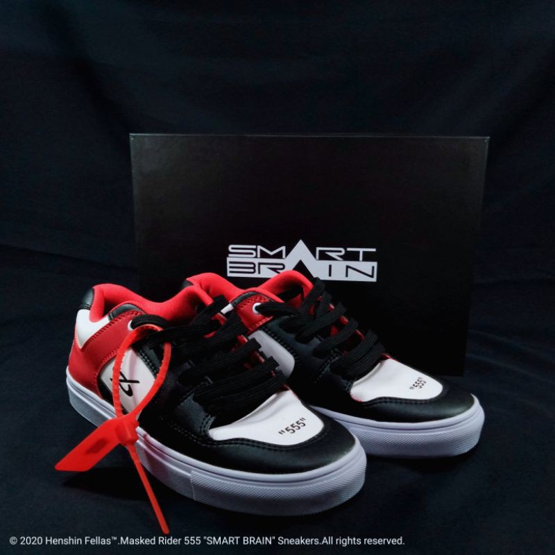 Jual Sepatu Sneakers Kamen Rider Faiz Limited Edition By Henshin Fellas ...