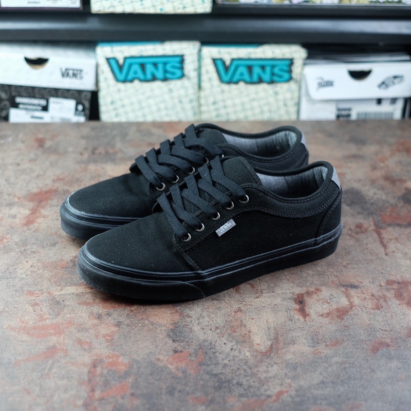 Jual VANS PRO CHUKKA LOW ALL BLACK CHAMBRAY | Shopee Indonesia