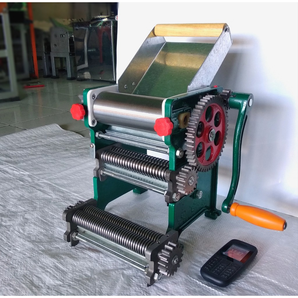 Jual Mesin Giling Cetak Mie - Pasta / Pembuat Mie Manual - Hijau Indonesia|Shopee Indonesia