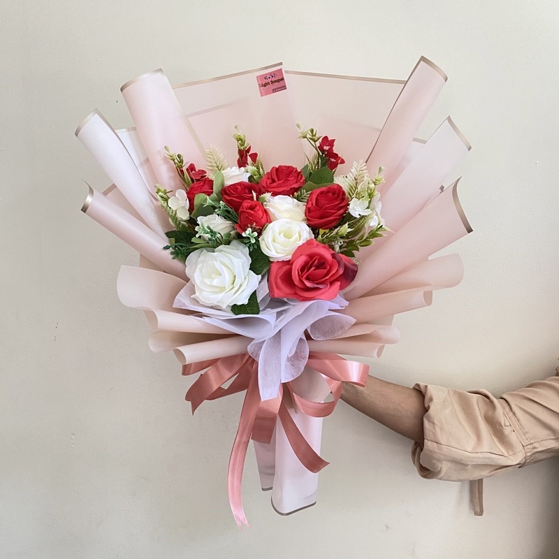 Jual READY BUKET BUNGA LAMARAN / WEDDING / WISUDA / VALENTINE (wajib co ...