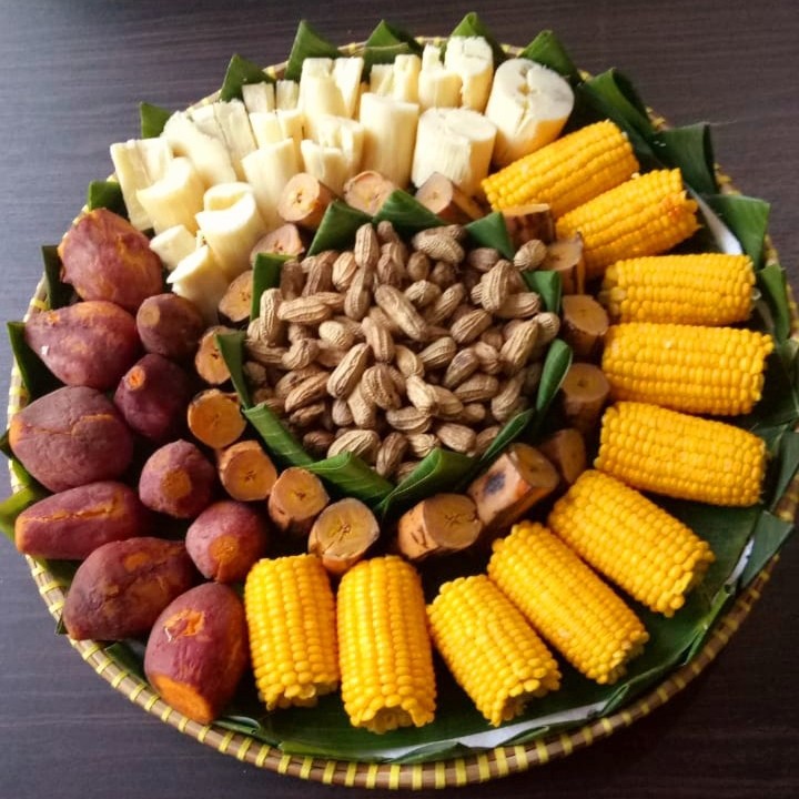 Jual Kue Tampah Rebusan Tradisional Aneka Pilihan Porsi Bervariasi ...