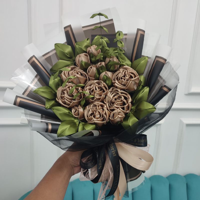 Jual buket bunga custom kak indah | Shopee Indonesia