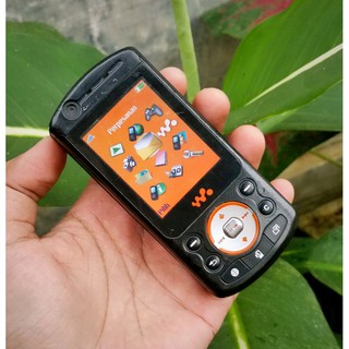 Jual Hp jadul Sony Ericsson W900 walkman hp putar swivel hp unik hp langka original no W550 ...