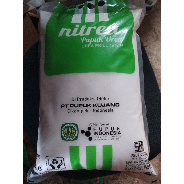 Jual Pupuk Nitrea / Urea Non Subsidi kemasan 5 kg Indonesia|Shopee ...
