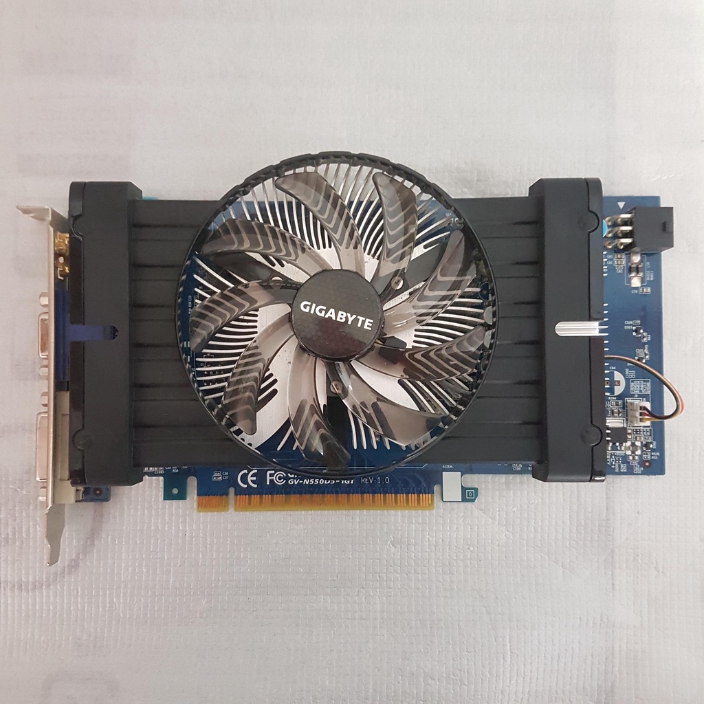 Jual GIGABYTE GeForce GTX 550 TI GTX 550TI 1GB GDDR5 Minus Tak Tampil ...
