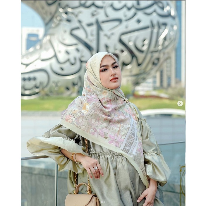 Jual Dubai Series Buttonscarves (Black, Waterfal, Navy Ready Siap Kirim ...