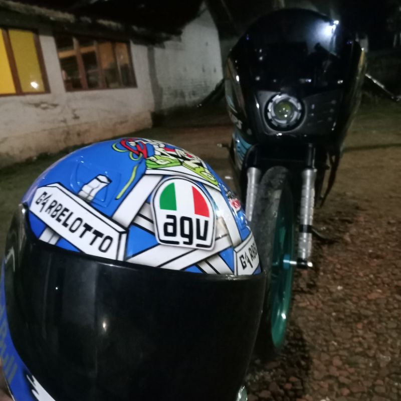 Jual helm agv | Shopee Indonesia