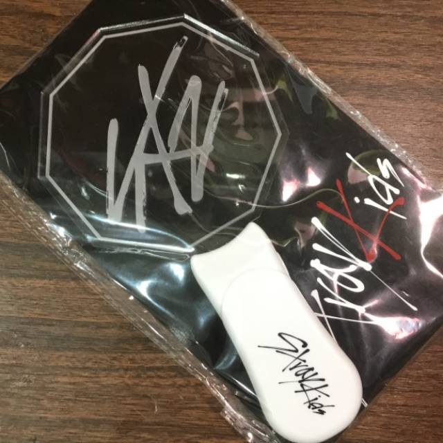 Jual Stray kids old lightstick (no batteries) Indonesia|Shopee Indonesia